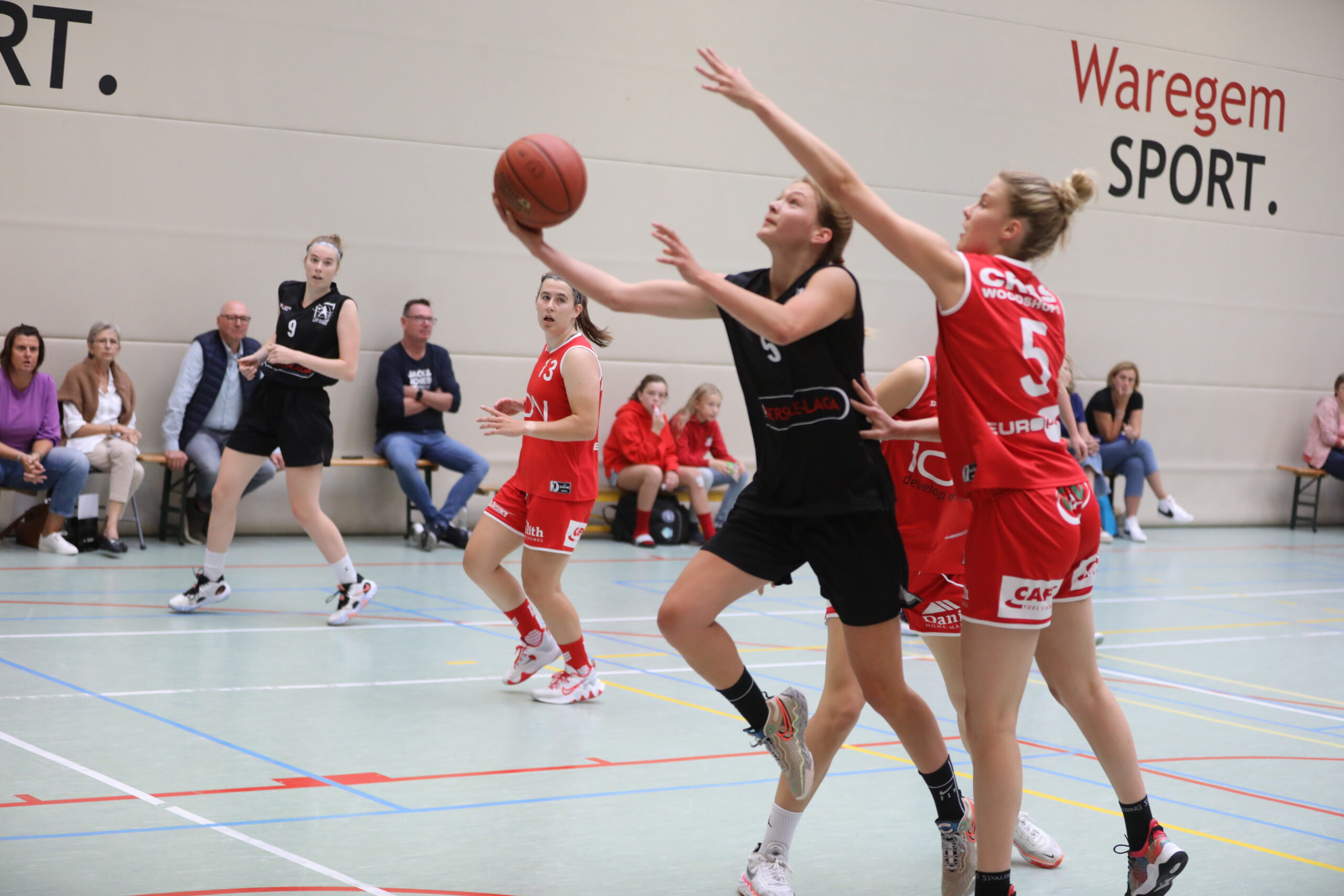 Basketball - Jolien Defoort - OverBoarder - Sports and Studies and ...