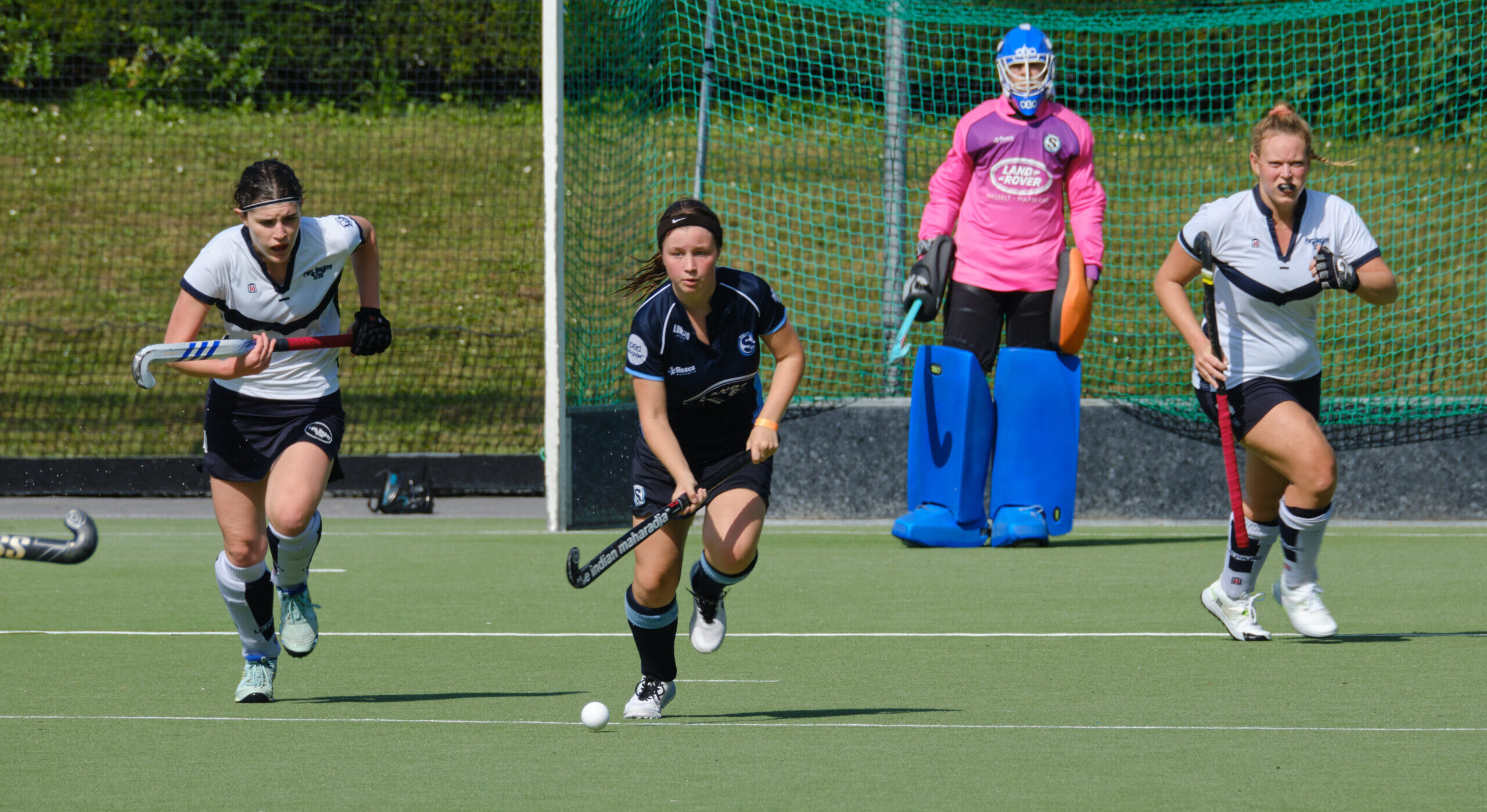 Hockey sur Gazon - Mirte van Roosebeke - OverBoarder - Sports and ...