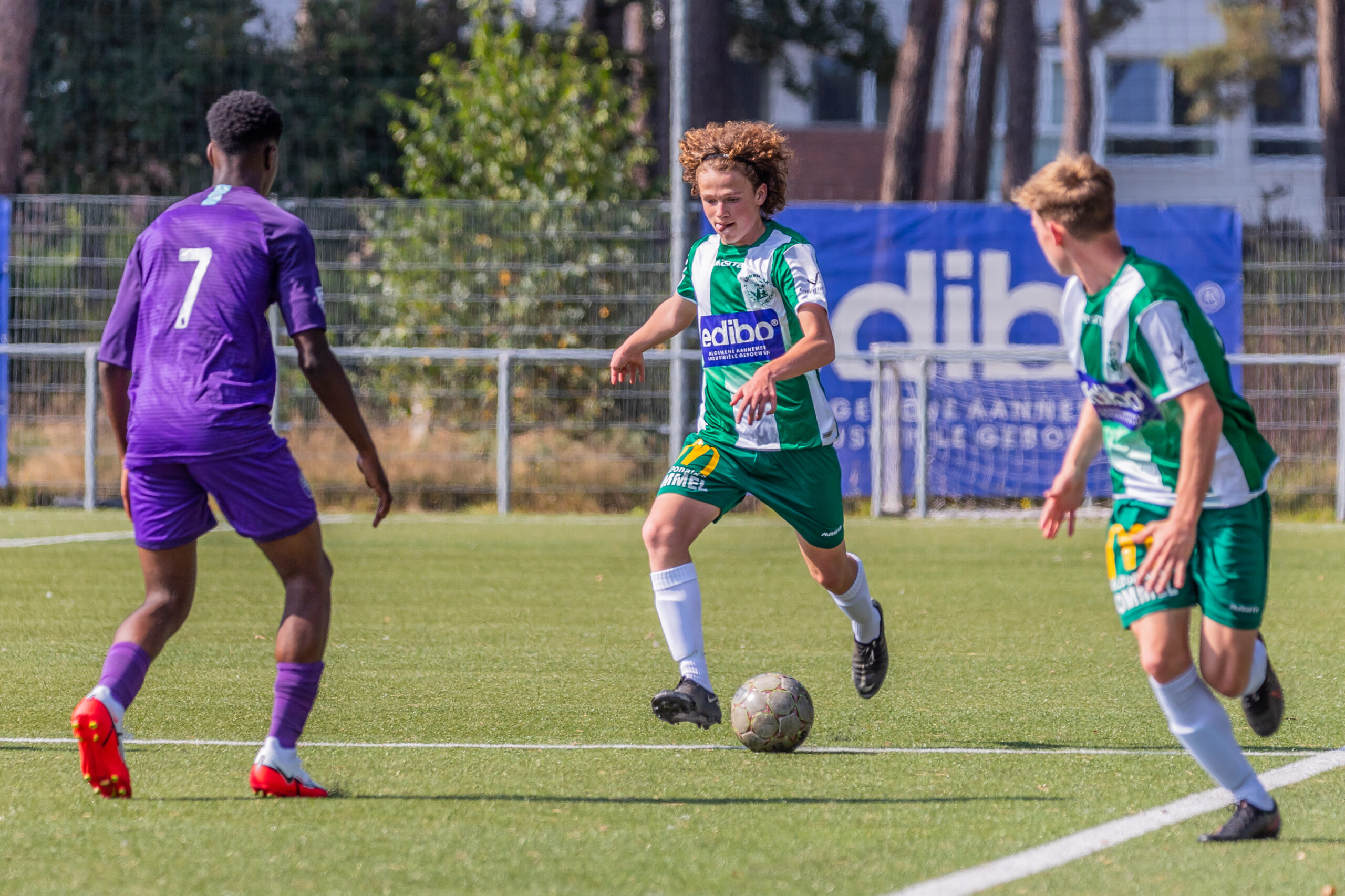 Football - Rune Beckers - OverBoarder - Sports and Studies and ...