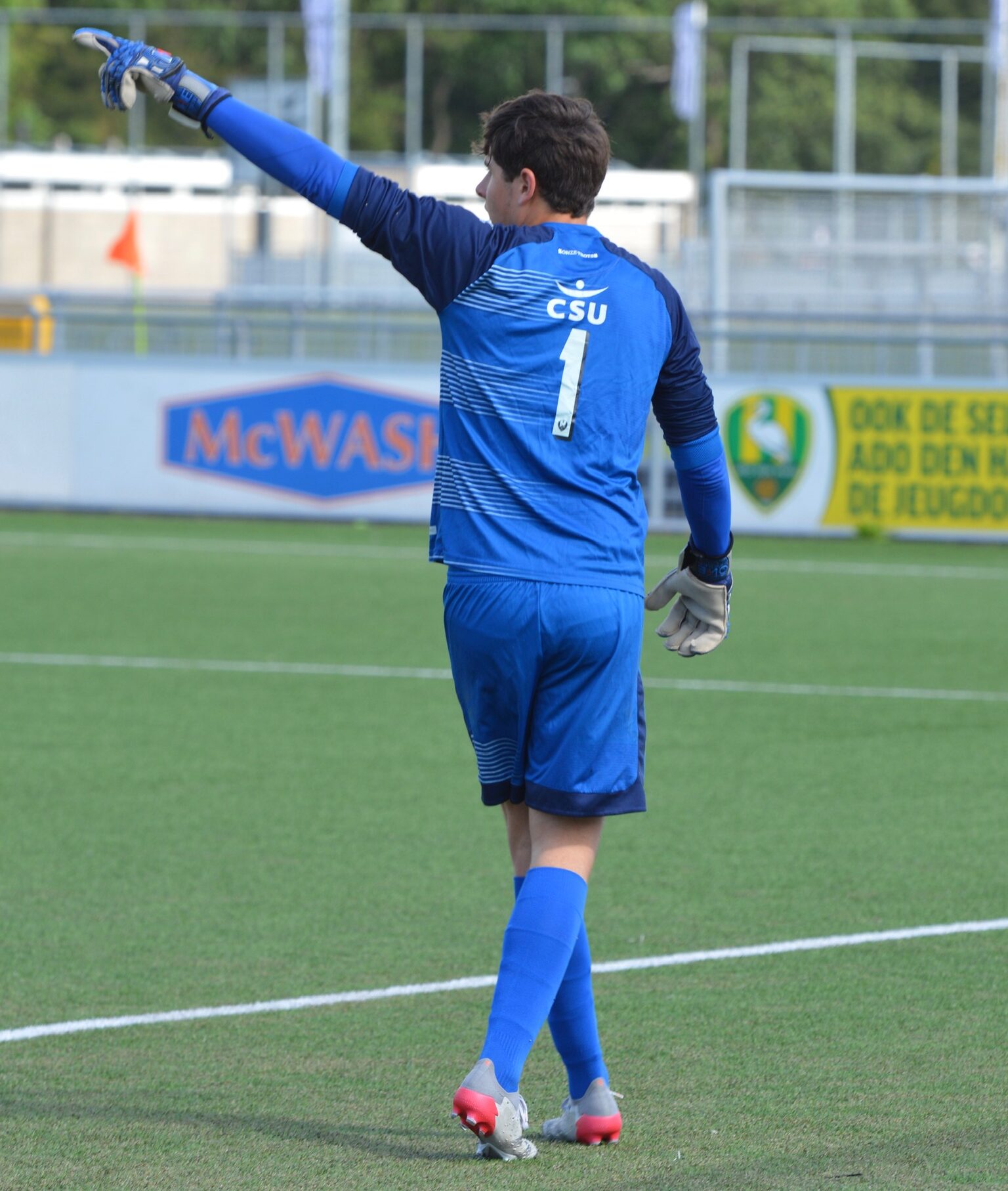 Soccer - Olav van Zanten - OverBoarder - Sports and Studies and ...